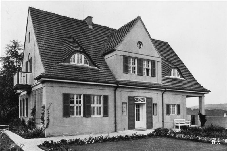 他是许多建筑师的偶像，今天是他诞辰131年 – 有方