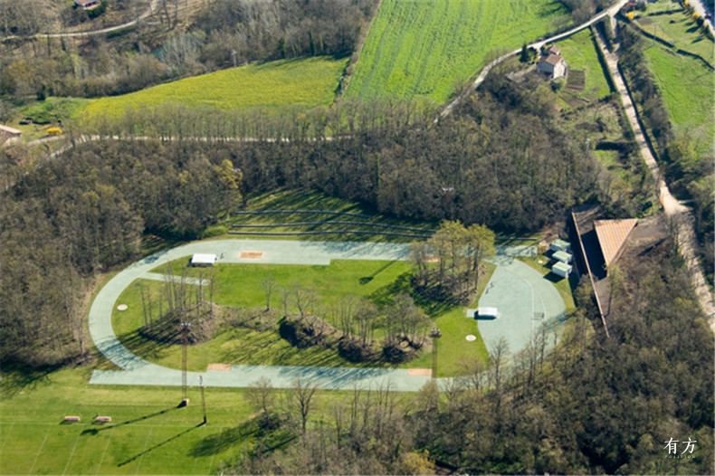 意外与必然：RCR的建筑作品与特点 – 有方